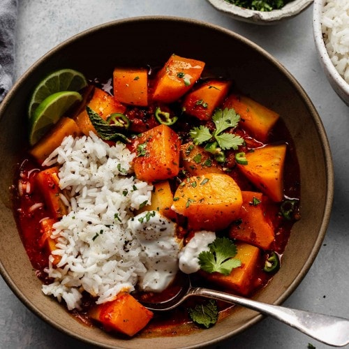 Easy Potato Vindaloo Curry (Aloo Vindaloo Recipe) - Platings + Pairings