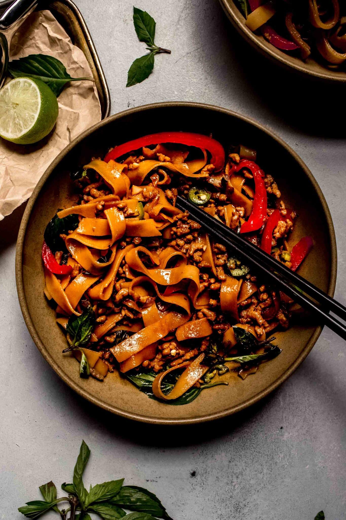 Pad Kee Mao Recipe (Pork Drunken Noodles)