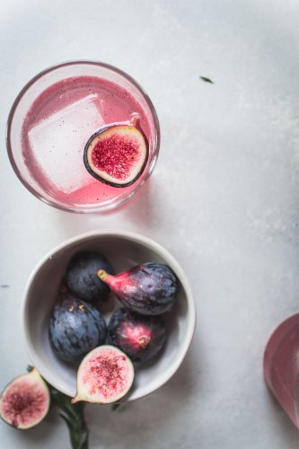 Fig Cocktail with Vanilla Bean & Fresh Fig Syrup - Platings + Pairings