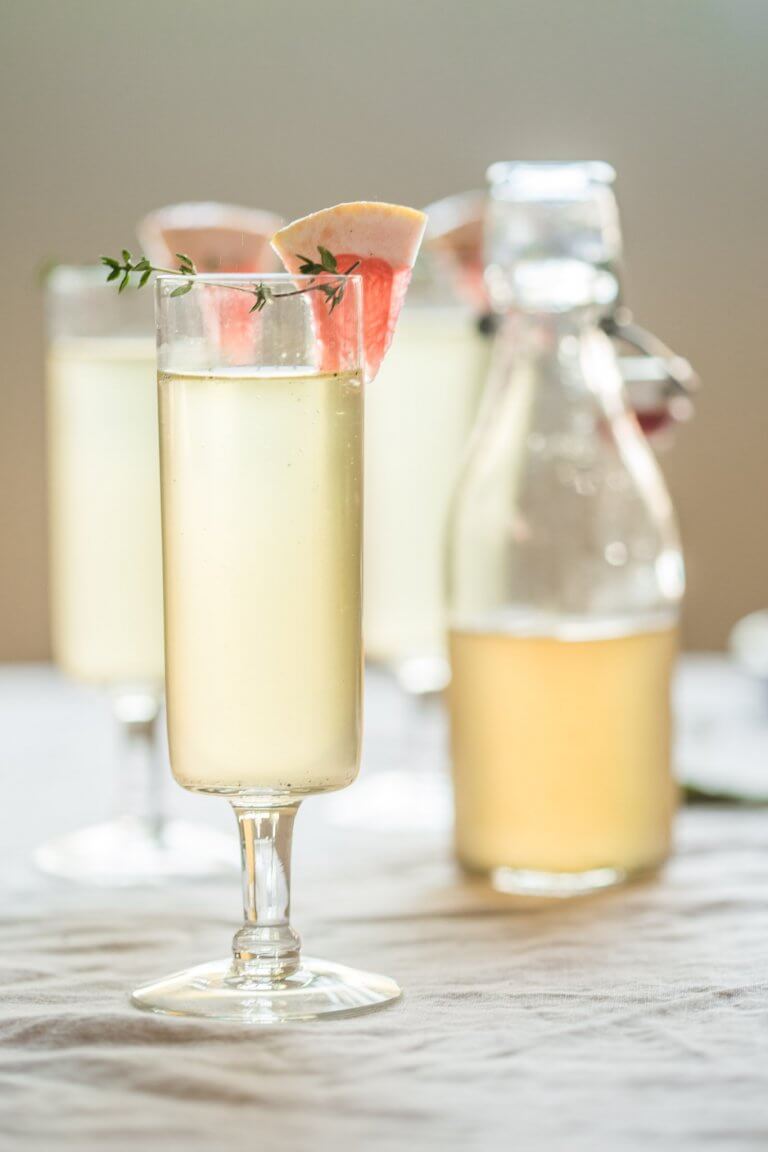 15+ BEST Vanilla Cocktails: Easy Recipes to Try!