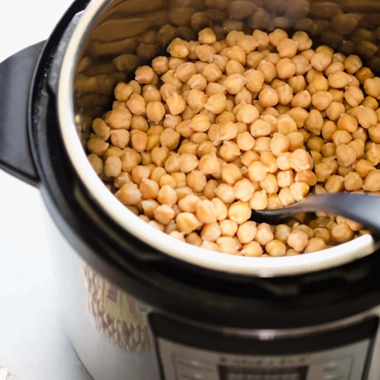 Instant Pot Chickpeas (Easy No Soak Recipe!)