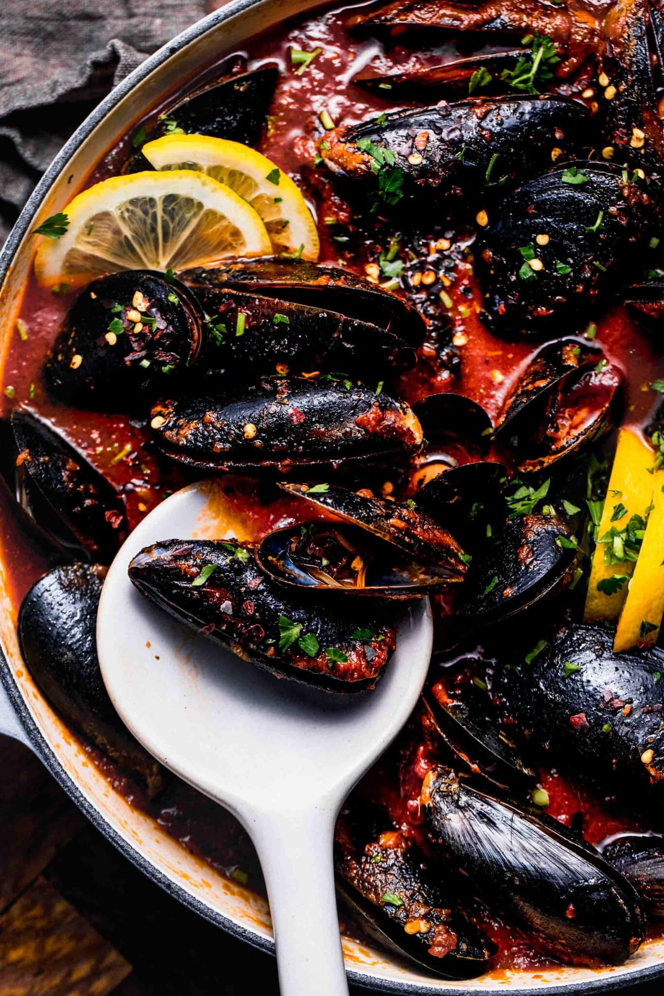The BEST Mussels Marinara (Easy 20-Minute Recipe)