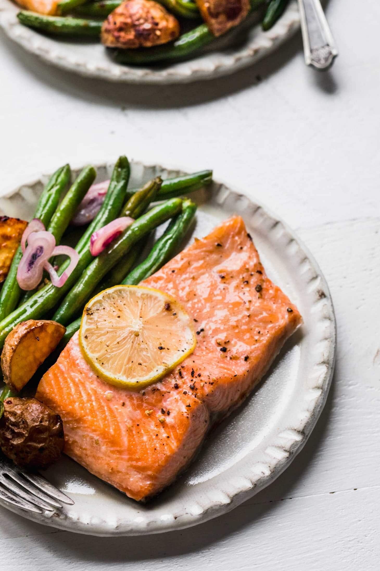 How to Bake Salmon in the Oven (Easiest Recipe!)