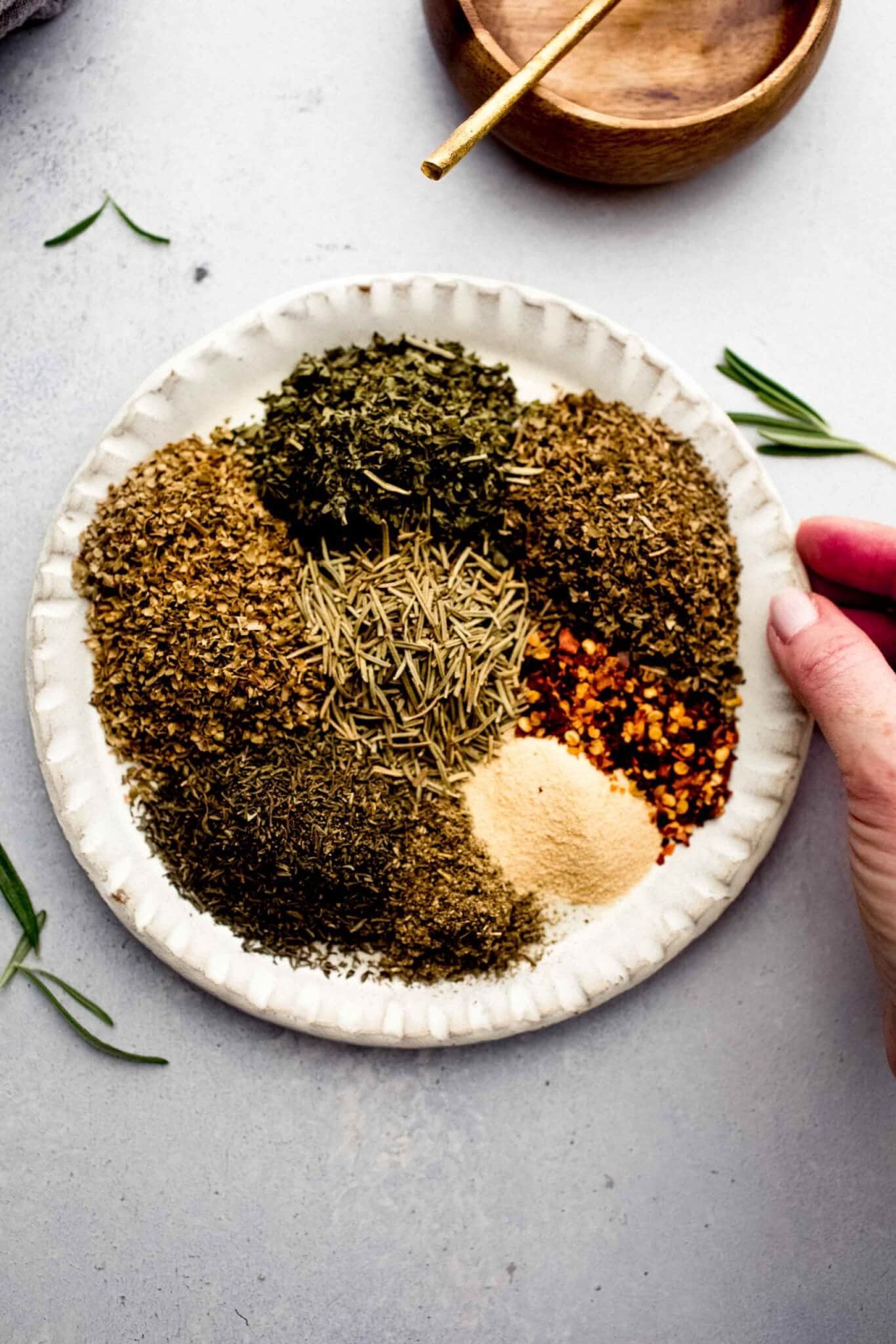 The BEST Italian Seasoning Substitute - Platings + Pairings