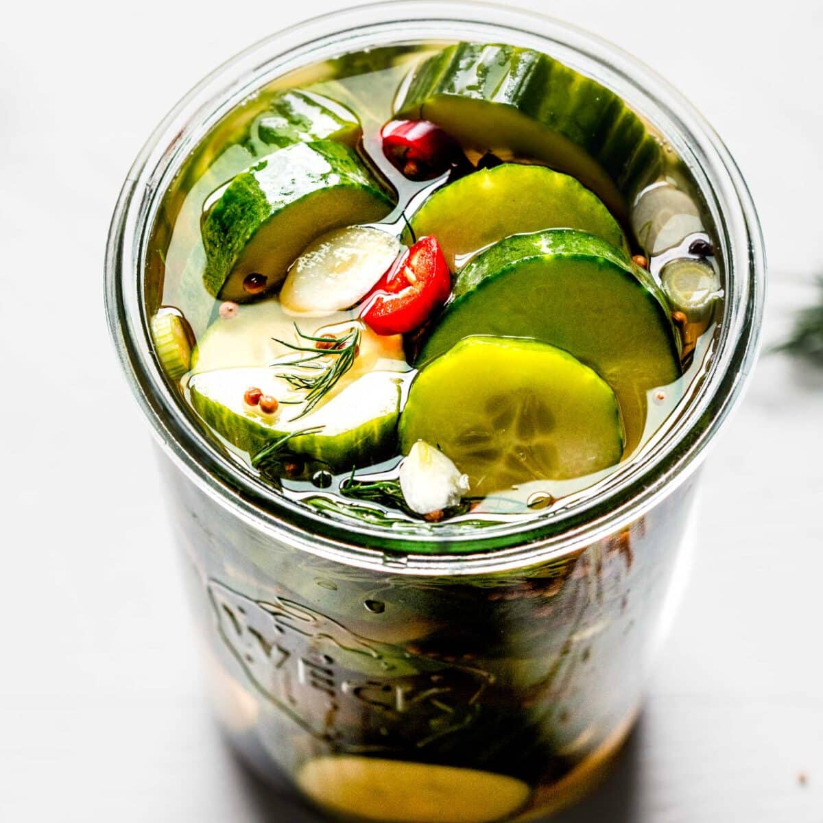 1 Hour Pickles (Quick Pickled Cucumbers)