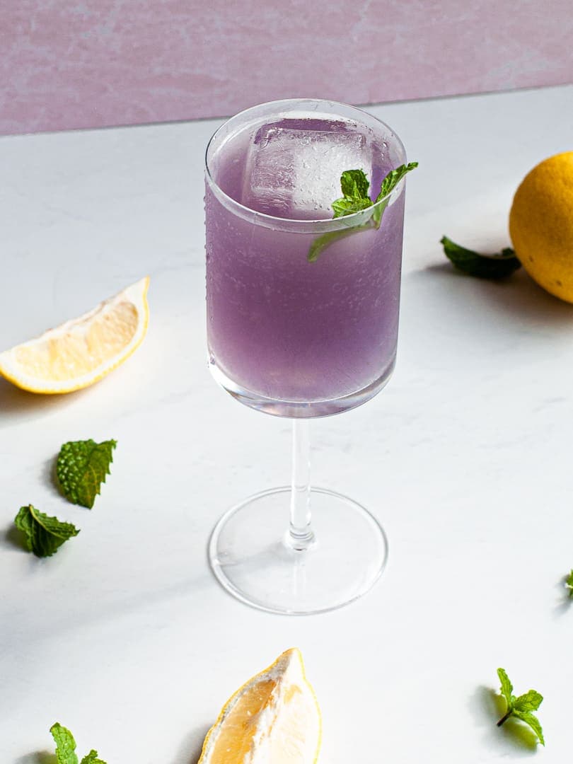 17+ Best Creme de Violette Cocktails - Platings + Pairings