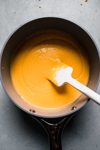 Easy Pretzel Cheese Dip Recipe