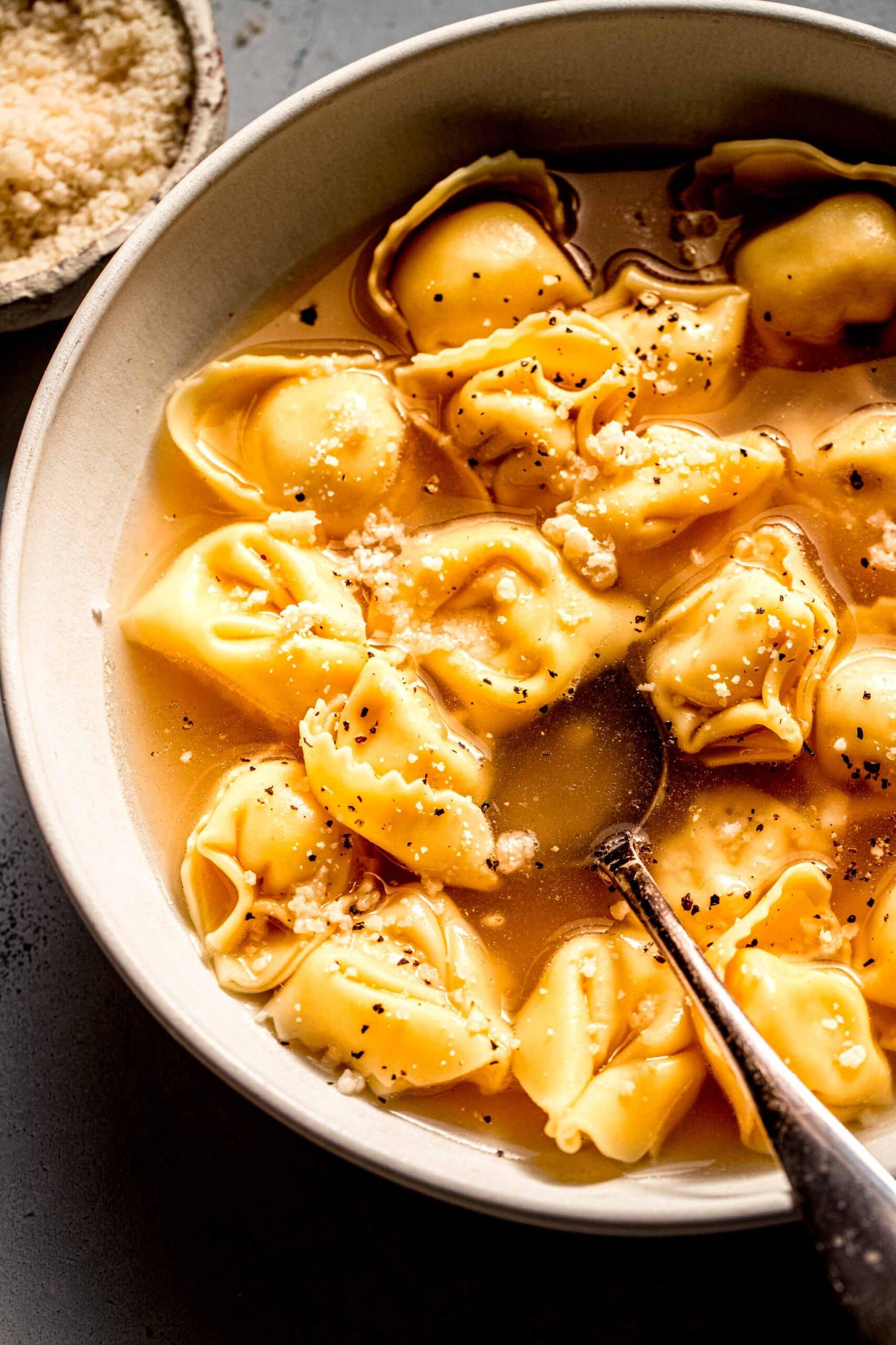 Easy Tortellini in Brodo (10-Minute Recipe!)