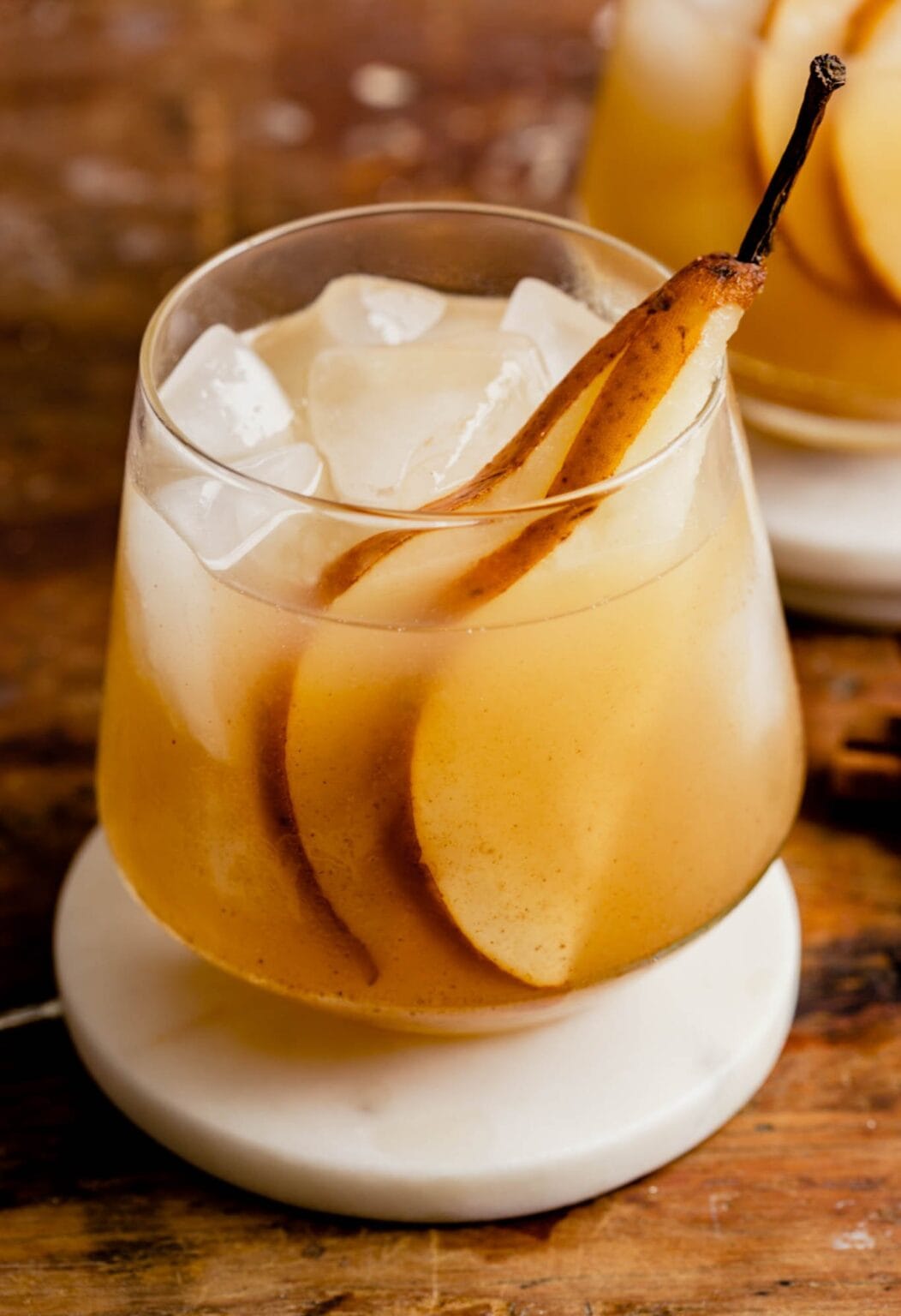 30+ Easy Pear Cocktails to Try!