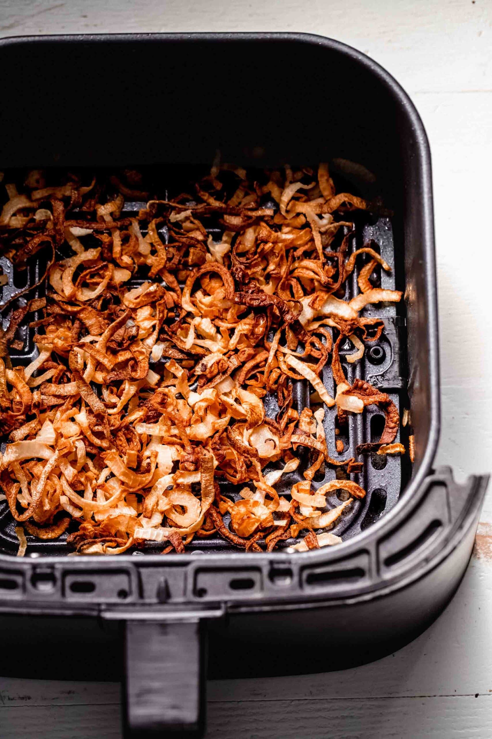 The BEST Air Fryer Onions (Crispy & Delicious!)