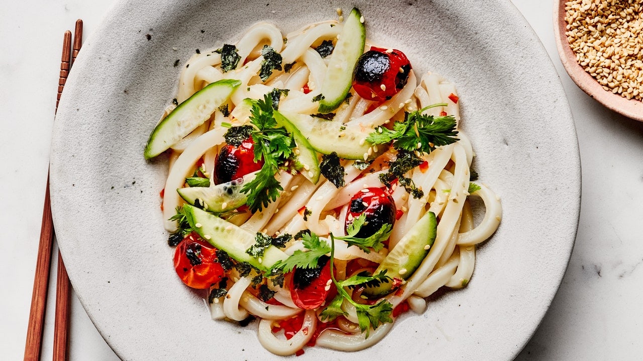 15+ Sauces for Udon Noodles (with Easy Recipes!)