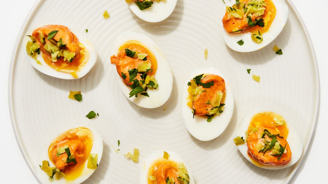 10+ Sauces for Eggs (Poached, Scrambled or Baked)