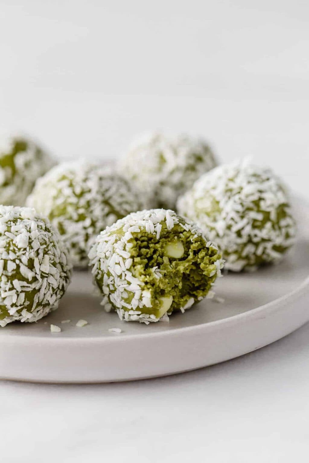 25+ Matcha Desserts (Easy Recipes to Try at Home) - Platings + Pairings