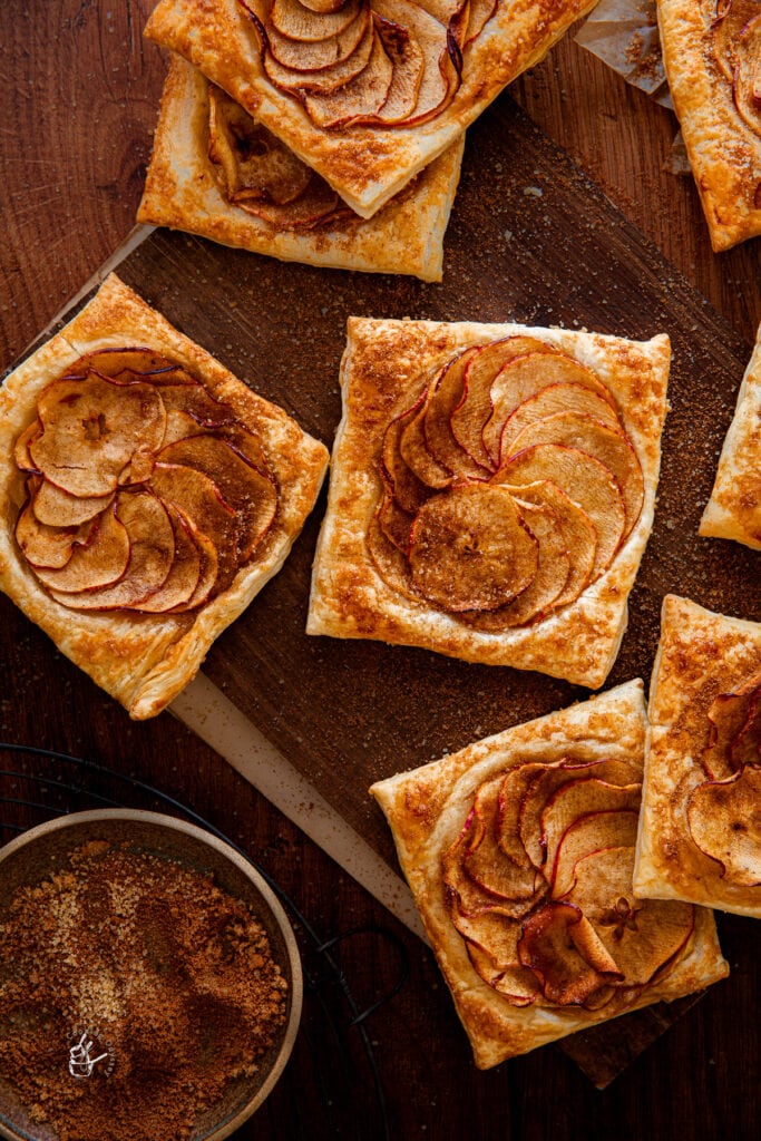 35+ Puff Pastry Side Dishes - Platings + Pairings