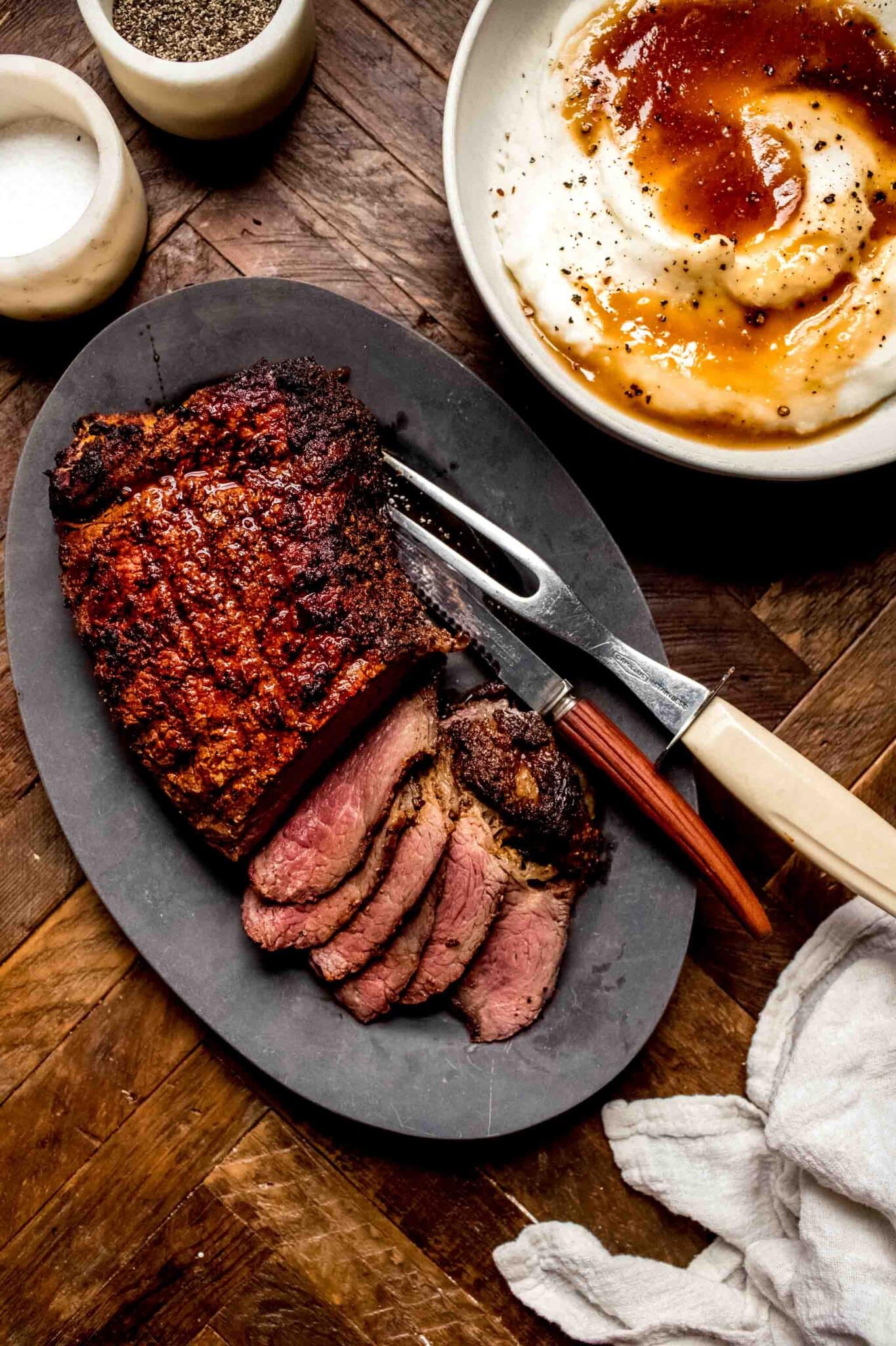 Smoked Bottom Round Roast Recipe (Dry Rubbed) - Platings + Pairings