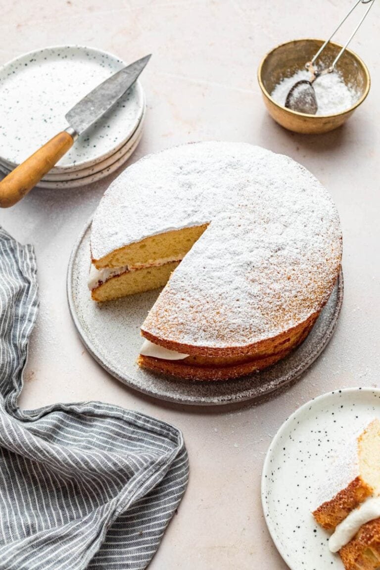 25+ Traditional British Desserts - Platings + Pairings