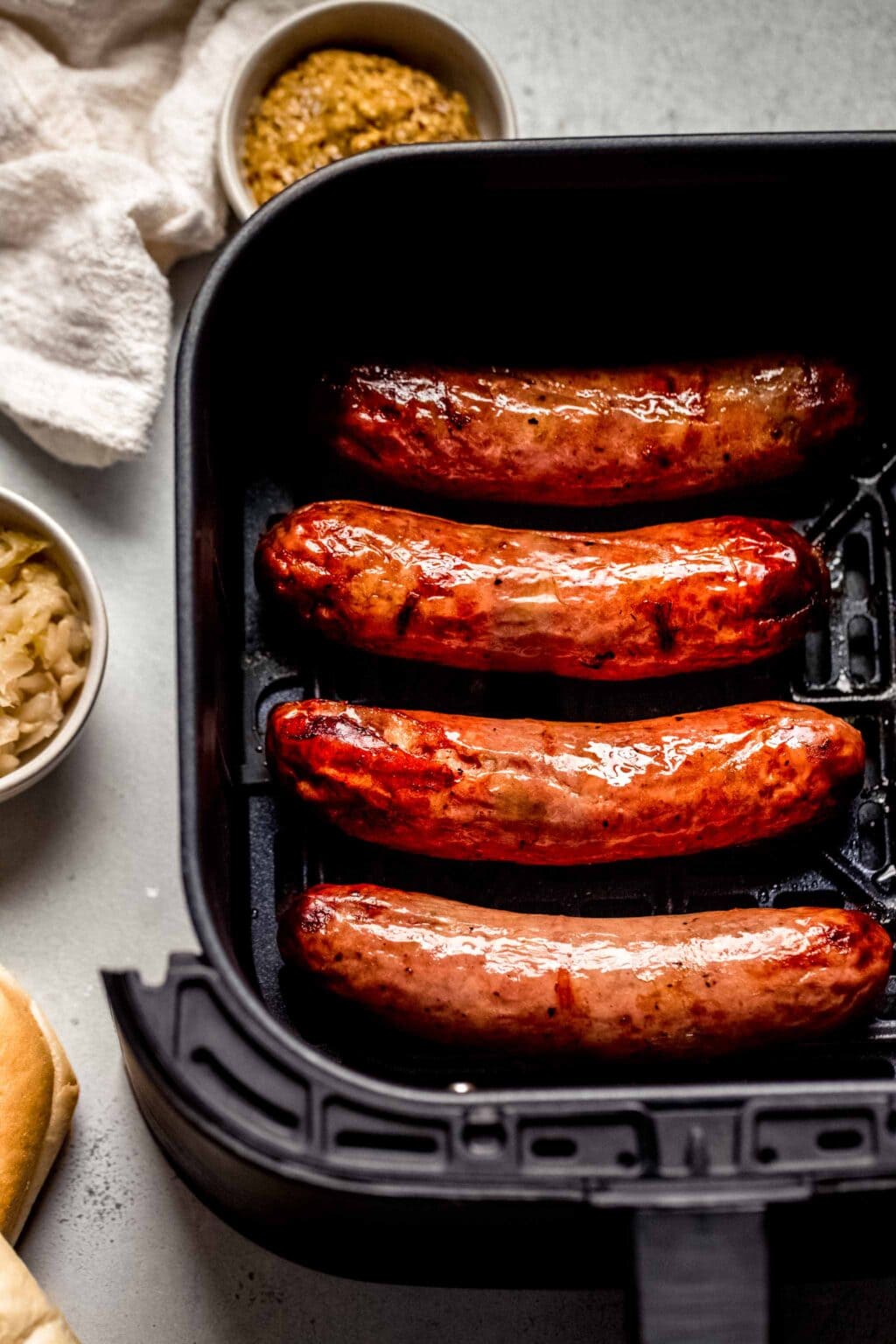 Easy Air Fryer Sausages Recipe (Crispy & Juicy!)