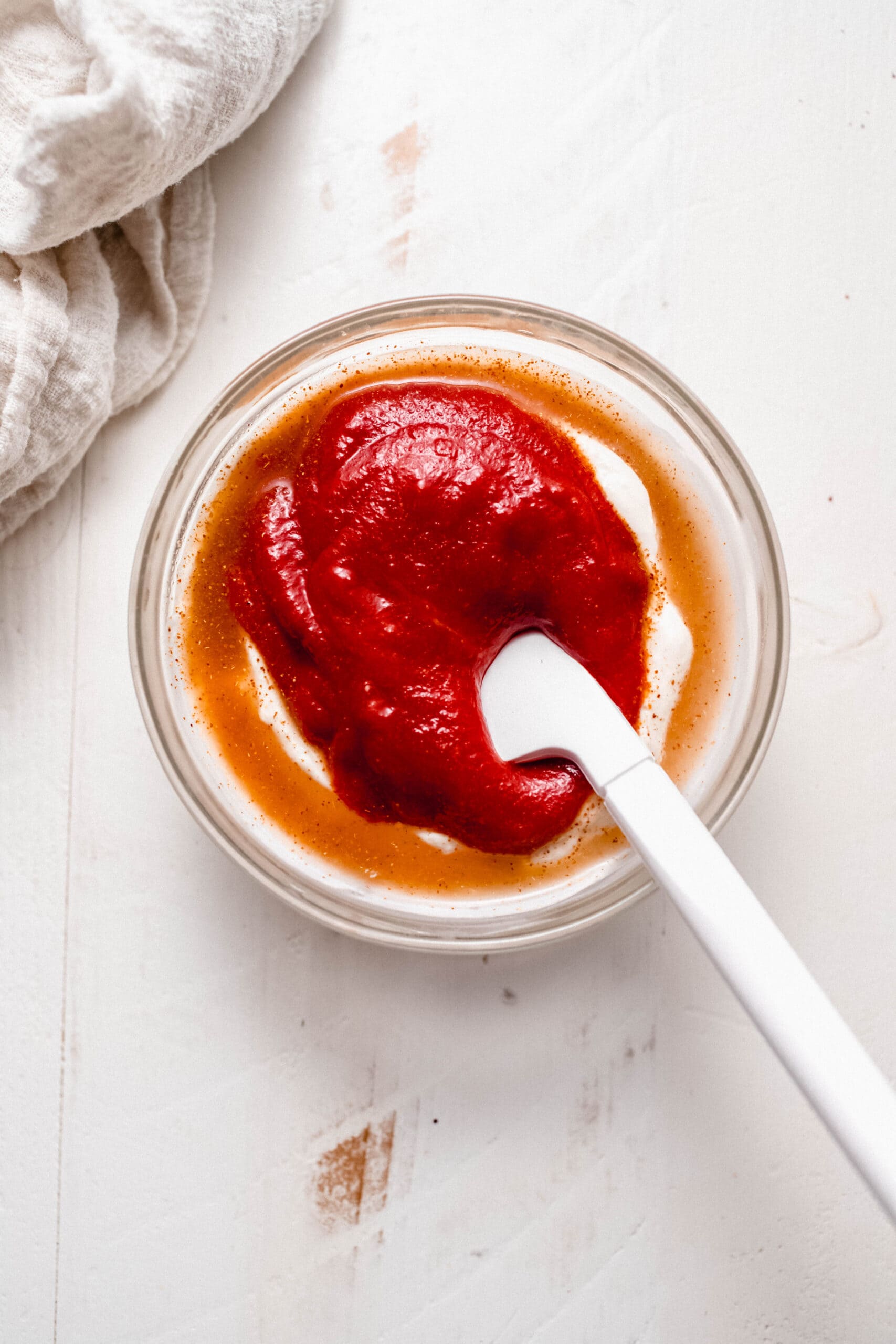 Spicy Sriracha Mayo Creamy And Delicious Platings Pairings
