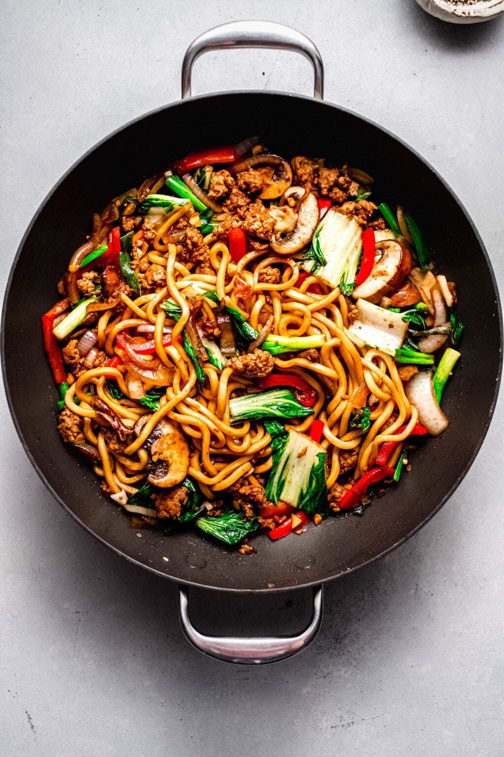 Yaki Udon (Japanese Stir Fried Udon Noodles)