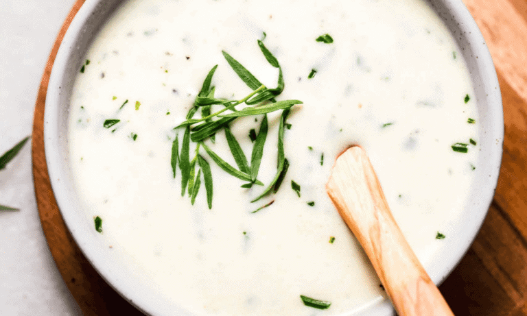 Creamy Tarragon Sauce – Perfect for Chicken, Fish, or Pasta