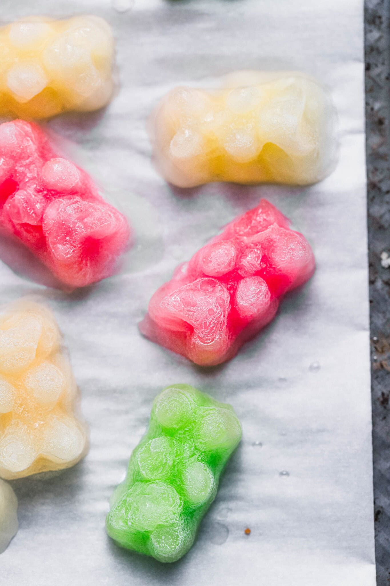 How to Make Frozen Gummy Bears in Sprite