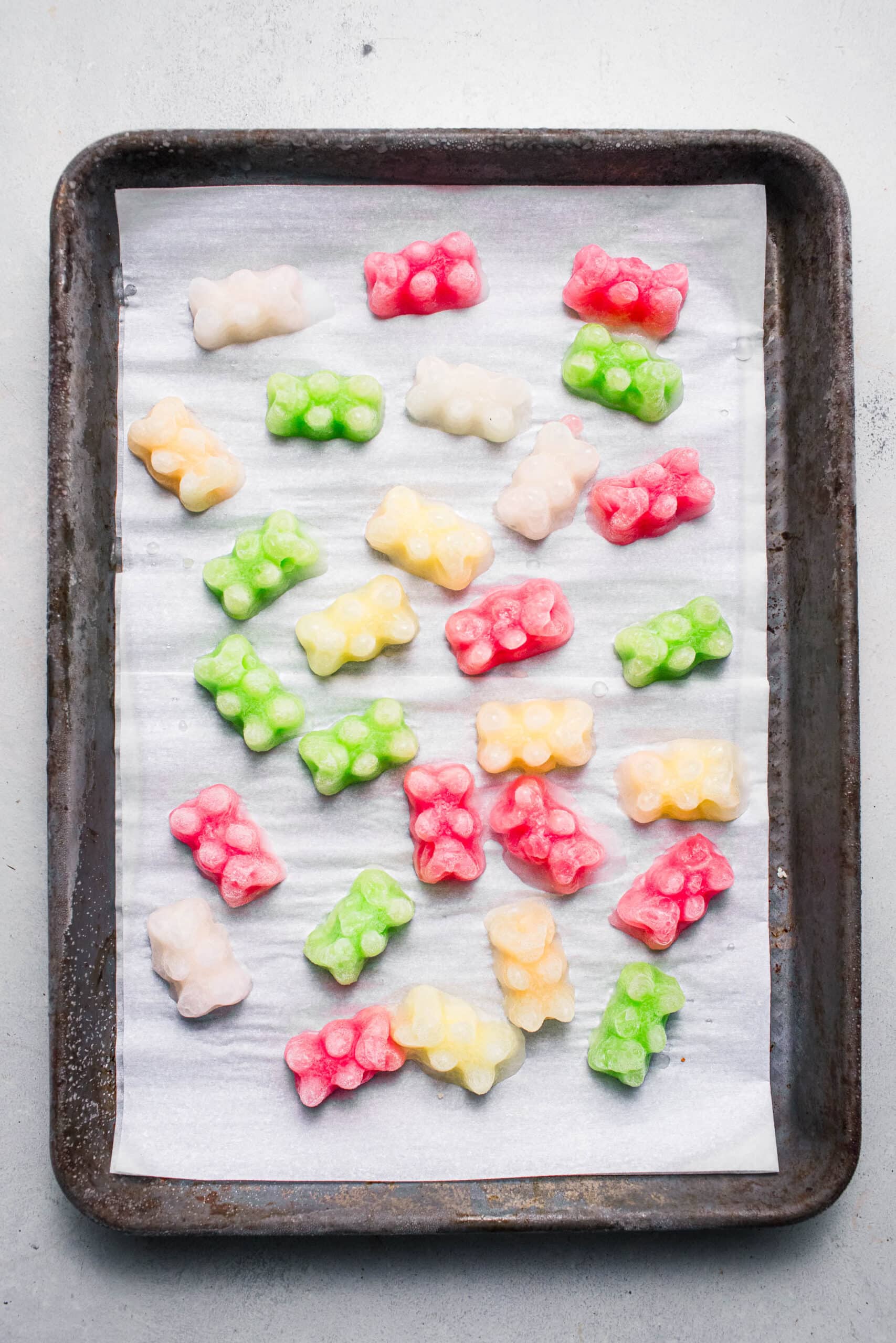 How to Make Frozen Gummy Bears in Sprite