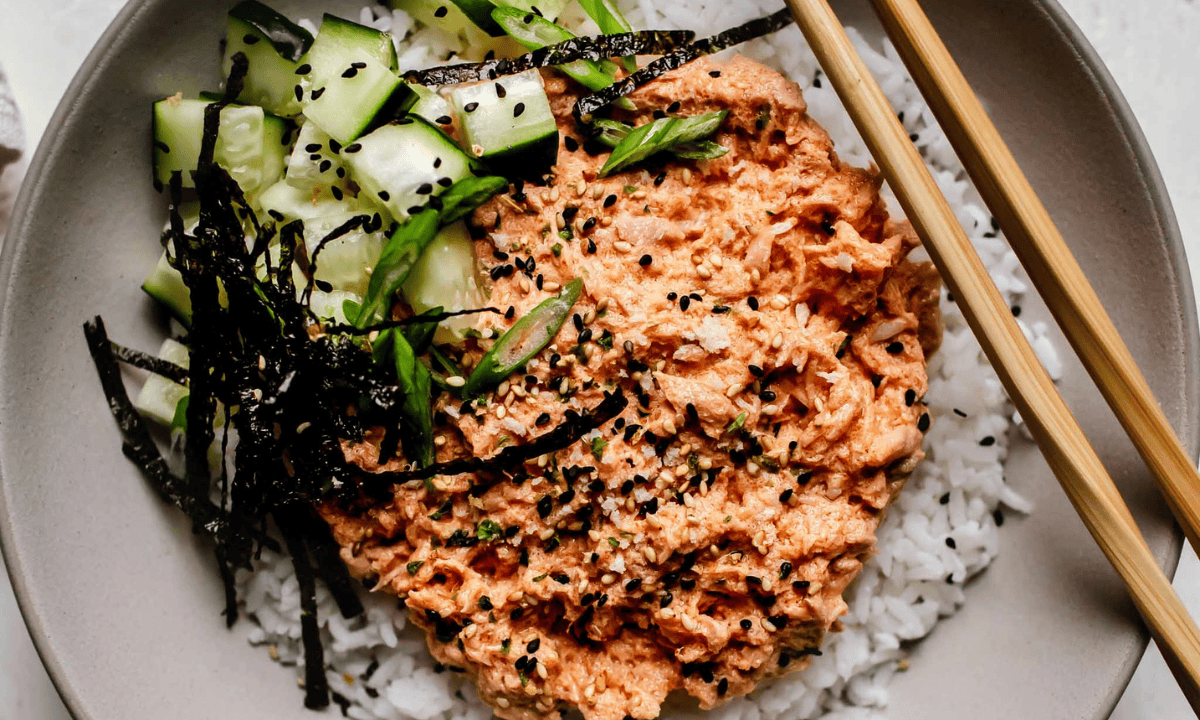 Spicy Tuna Rice Bowl (Easy 5-Minute Recipe)