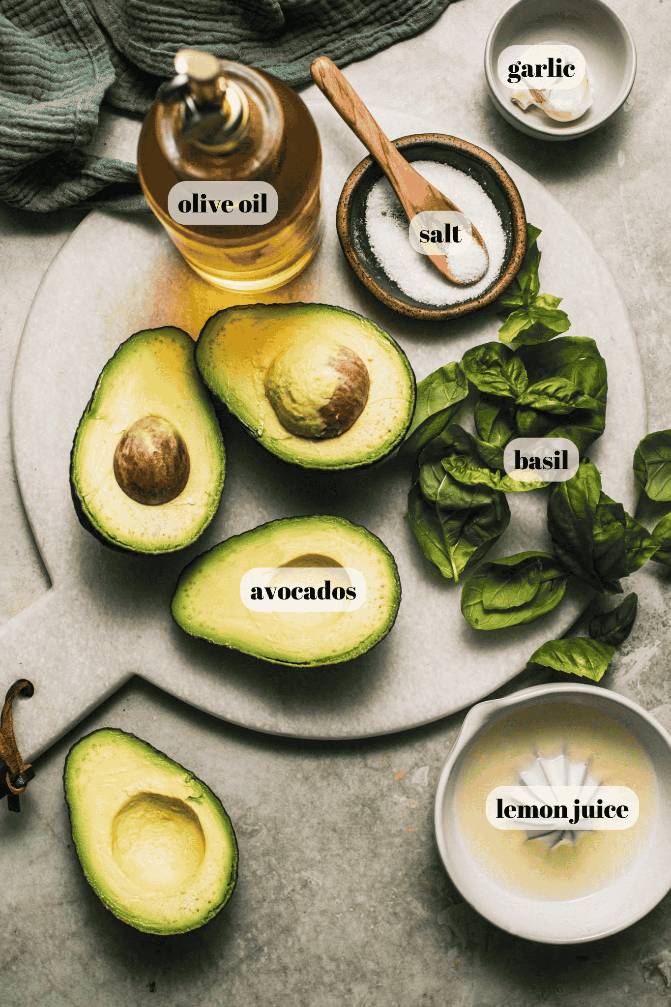 Creamy Avocado Pasta Sauce (Easy 15-Minute Recipe)