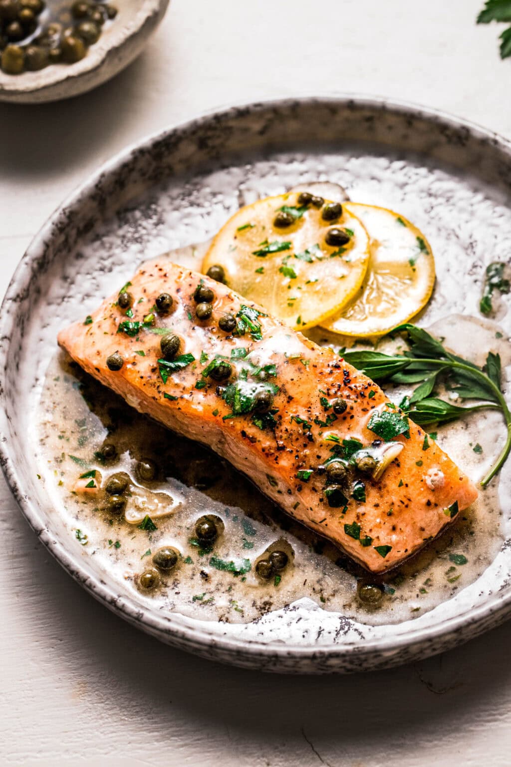 Salmon Piccata with Lemon Caper Sauce (Easy 15-Minute Recipe)