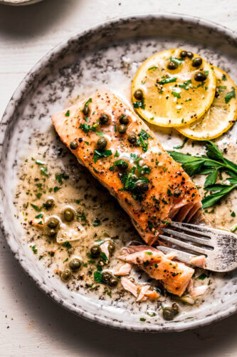 Salmon Piccata with Lemon Caper Sauce (Easy 15-Minute Recipe)